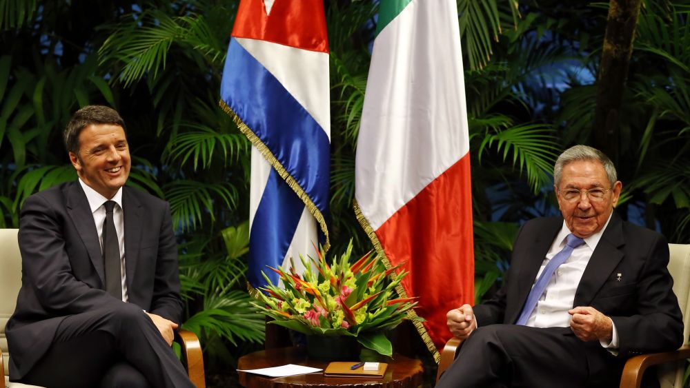 Raúl Castro y Matteo Renzi fortalecen sus relaciones en La Habana | RPP ...
