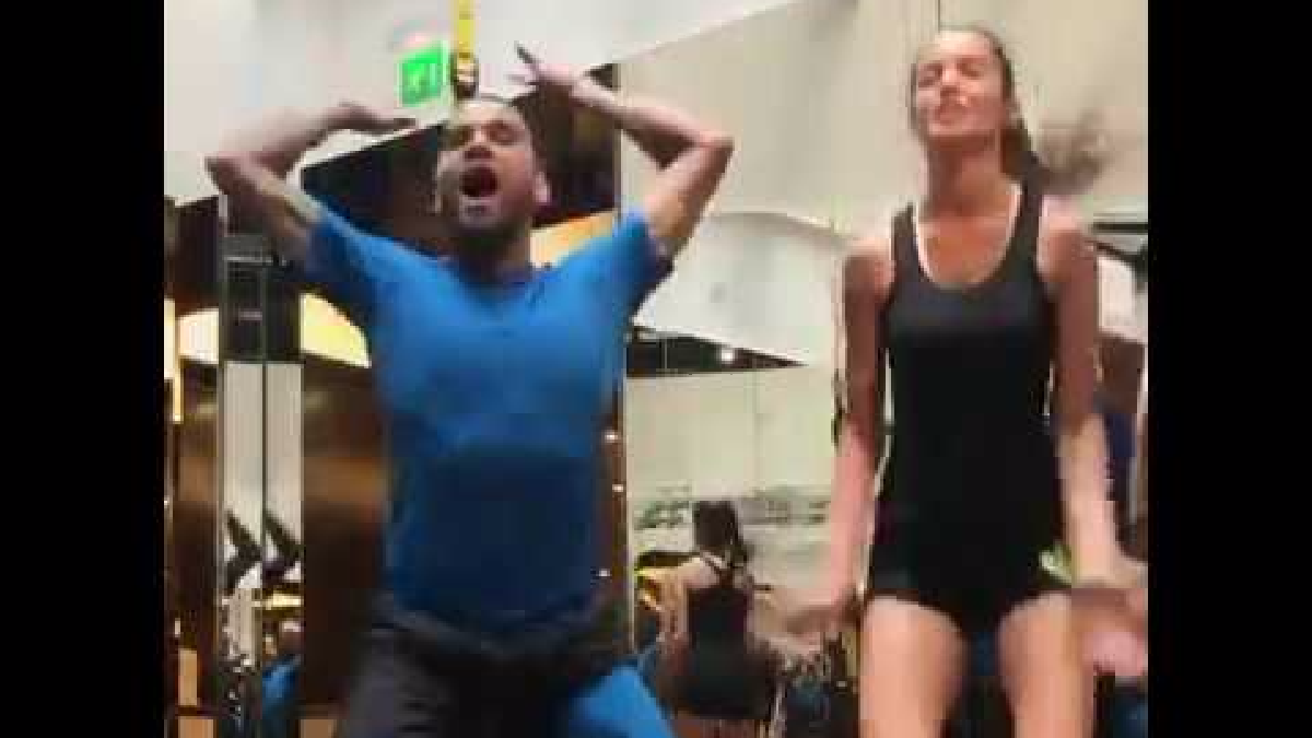 YouTube | Dani Alves realizar peculiar entrenamiento junto a su esposa ...
